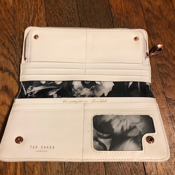 Ted Baker London | Bags | Ted Baker London Wallet Floral Zip Coin ...
